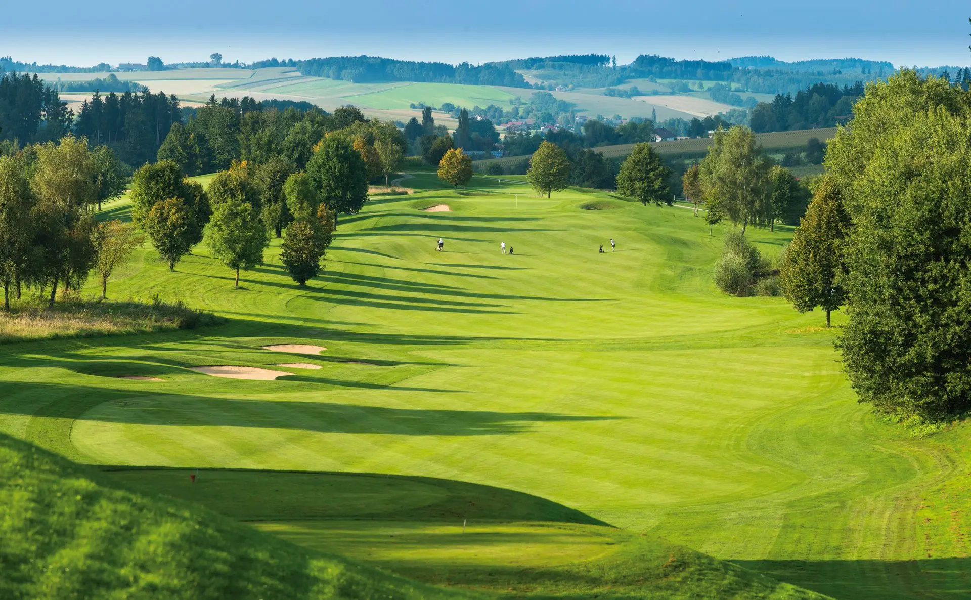 what golf courses and bad plots have | GMRU