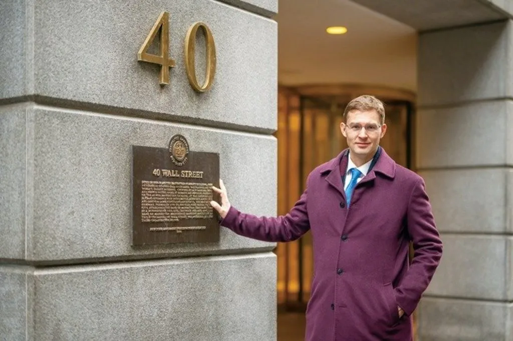 Timur Turlov: Building a Creative Bridge Between East and West | GMRU