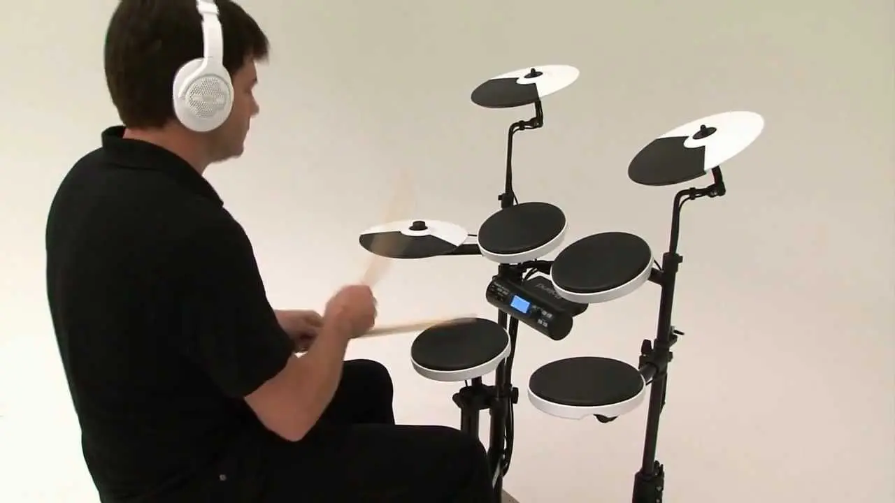 Beginner's Guide to Portable Electric Drums | GMRU